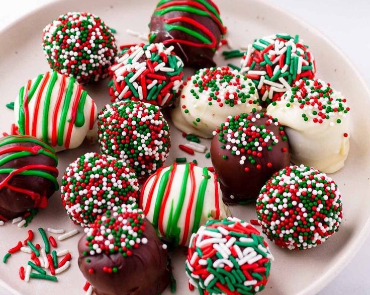 Homemade Healthy Christmas Grinch Fruit Platter Party Snacks ...